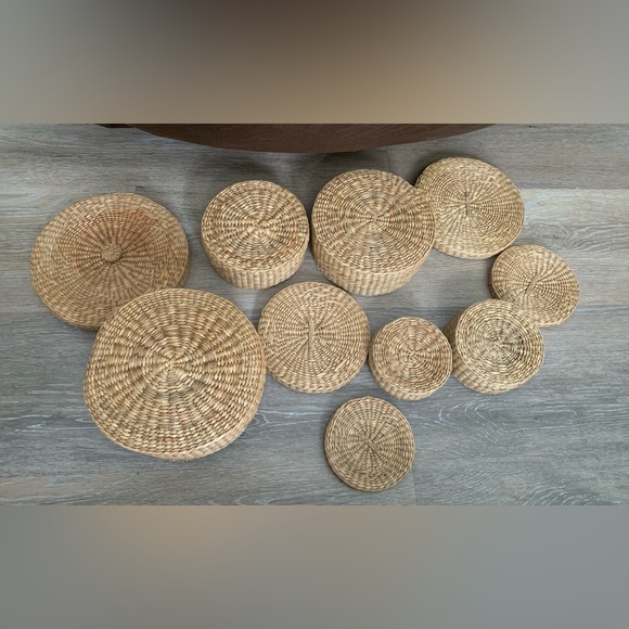Accents | Natural Woven Nesting Stackable Storage Baskets 5 In Set Lids ...